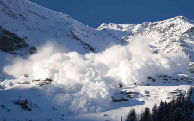 Authorities issue avalanche alert in J-K